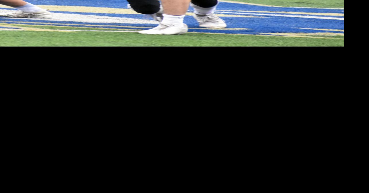 Football: Tuttle, Alex end seasons in playoffs | Sports | chickashanews.com