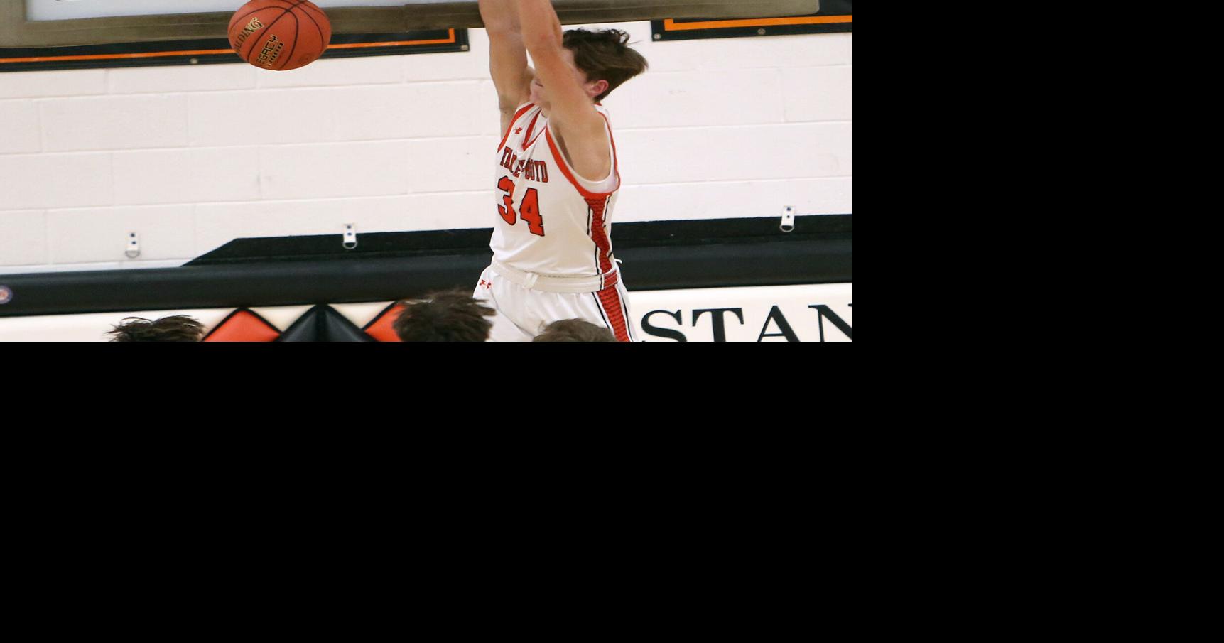 IN PHOTOS: Stanley-Boyd boys basketball bests Cadott 1-6-25