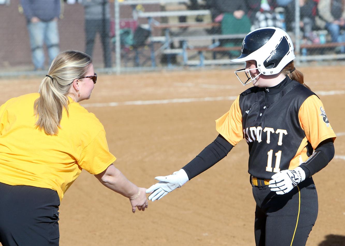 No-hitter from Moldrem leads Cadott to 13-1 win over Regis