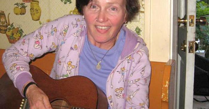 Tracy Lea Landis: Valentine’s Day Full Moon house concert at ACT