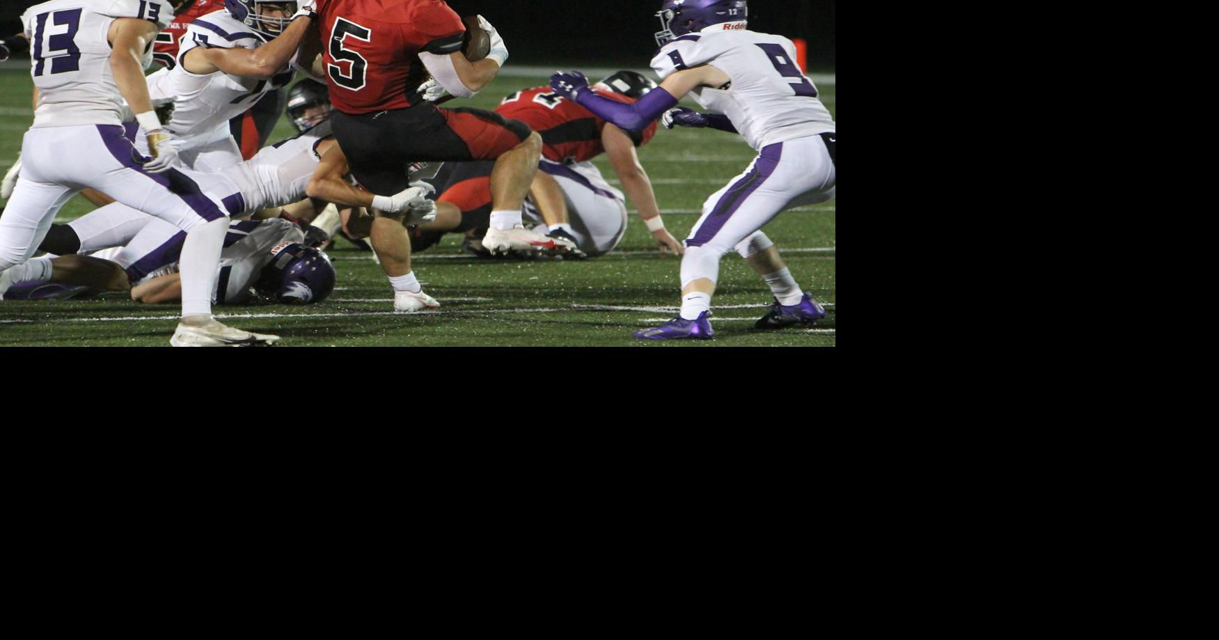Prep Football: Chi-Hi heads for Superior aiming to clinch playoff berth
