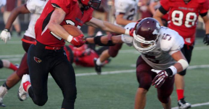 Defense, run game carries Chi-Hi football past Holmen 28-7