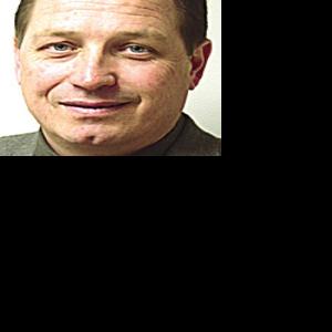 Bloomer drops complaint against police chief, will hear another Thursday