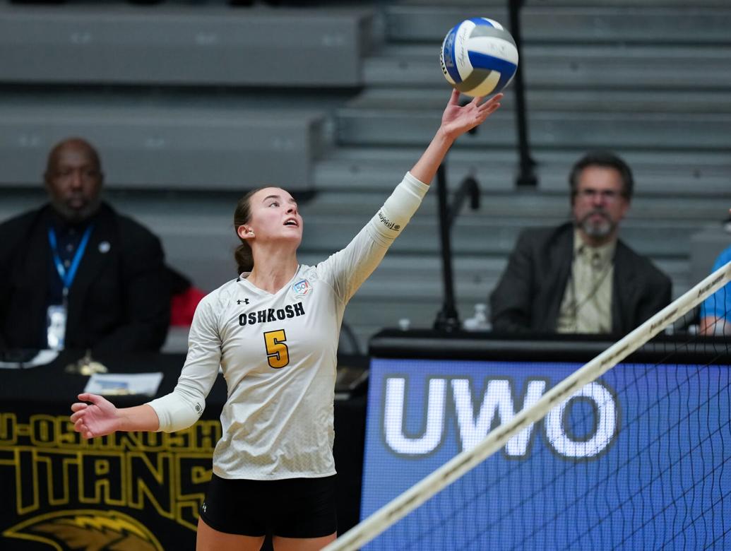 College Volleyball: Chi-Hi grad Perlberg excels for UWO