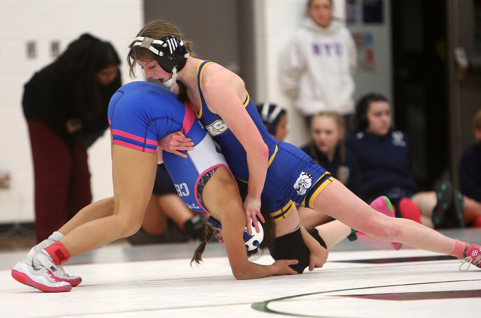 IN PHOTOS: Eau Claire Regis/Altoona girls wrestling invite