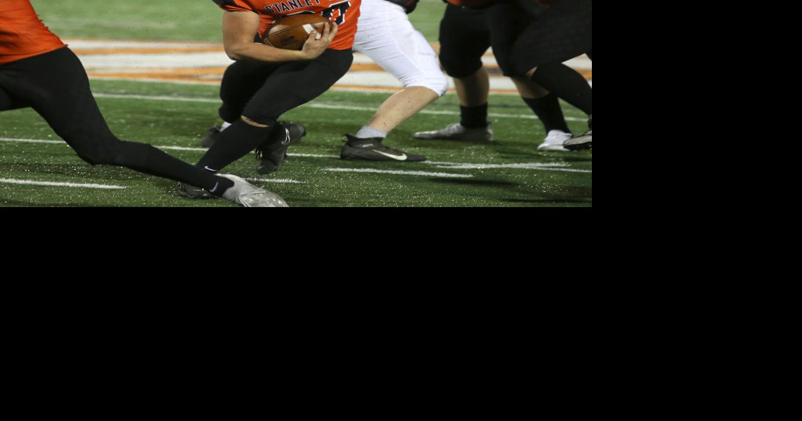 Friday's football playoff scores and schedule