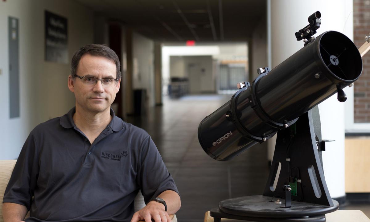 Q&A: Astronomy professor prepared for Aug. 21 solar eclipse
