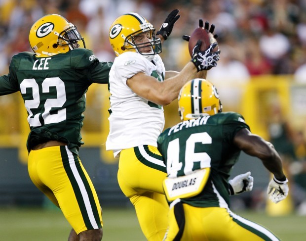 Packers WR Nelson comfortable outside spotlight