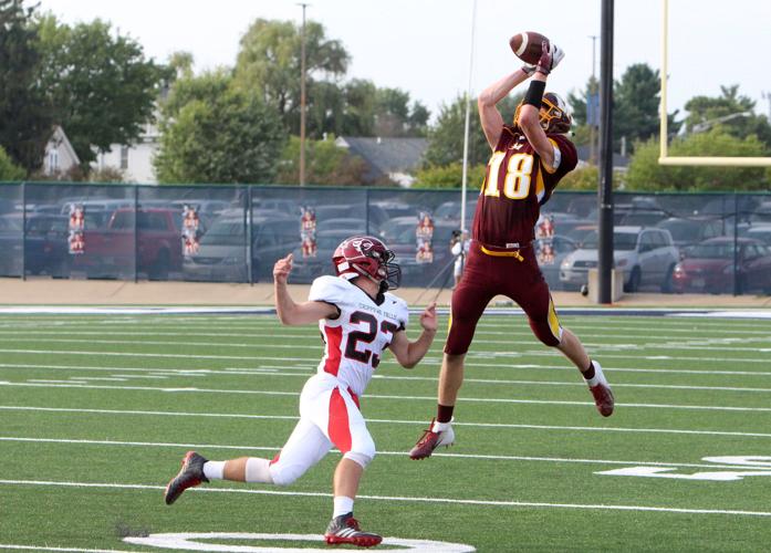 Prep Football: Menomonie tops Chippewa Falls in Big Rivers Conference ...