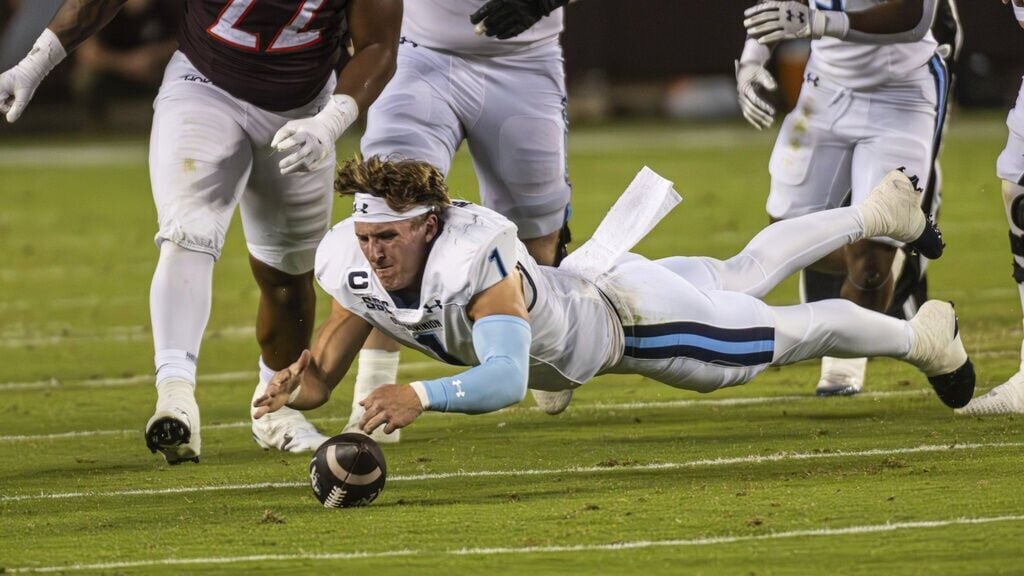 Polzin: Cautionary tales await new Wisconsin quarterback