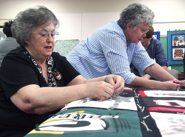 Local quilting club donates blankets to children’s hospital