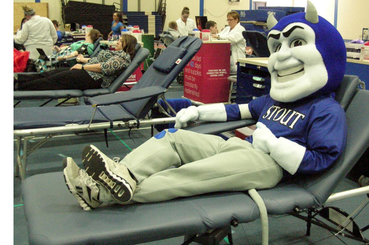 Vendors, gardening tips, therapy dogs part of annual Wellness Fair