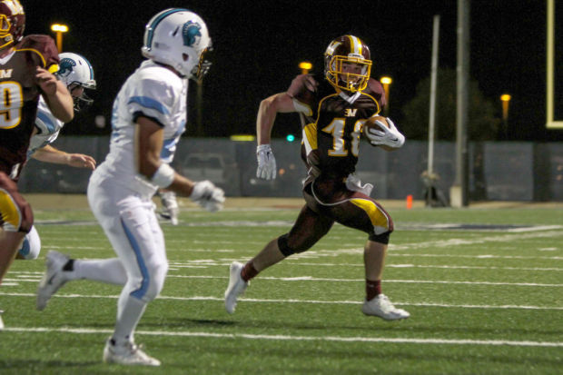 Menomonie football falls to Superior 35-34