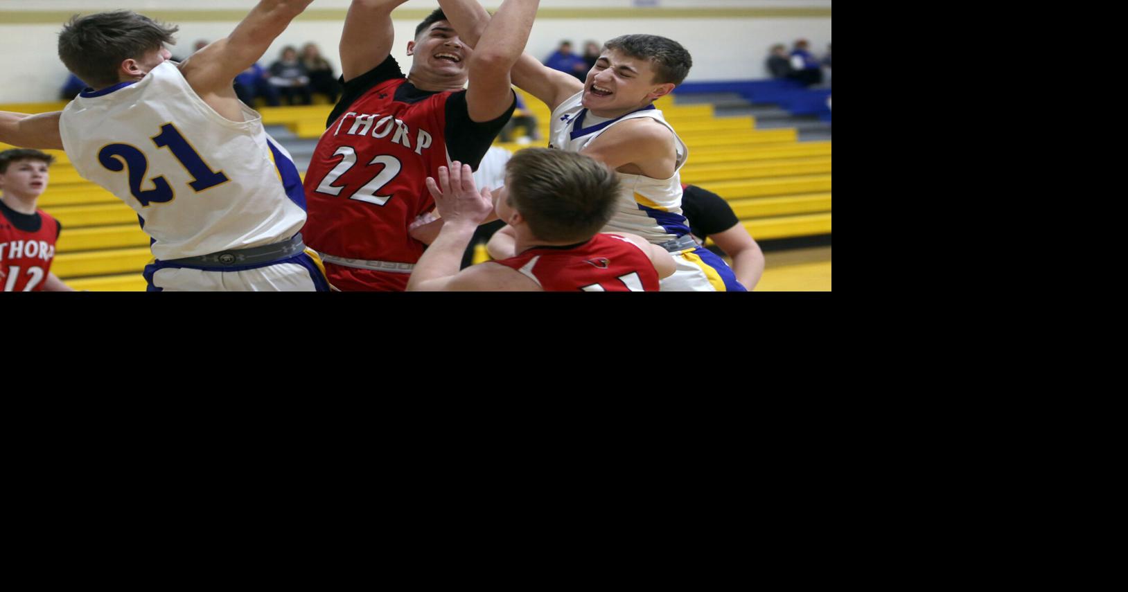 IN PHOTOS: Thorp boys basketball earns win over Cornell