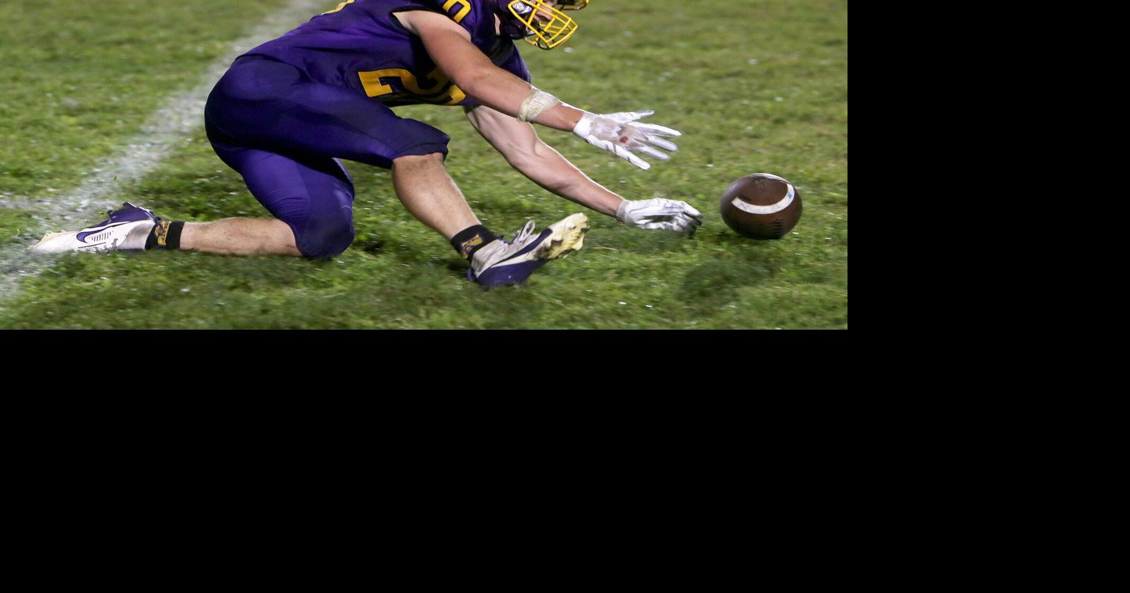 Gilman football defense romping into 8-player semifinals