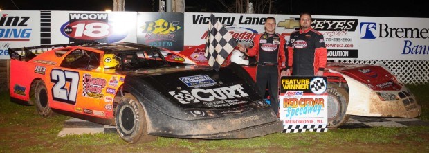 Redetzke brothers win at RCS opener