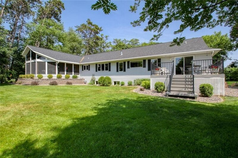 4 Bedroom Home in Bloomer - $574,900