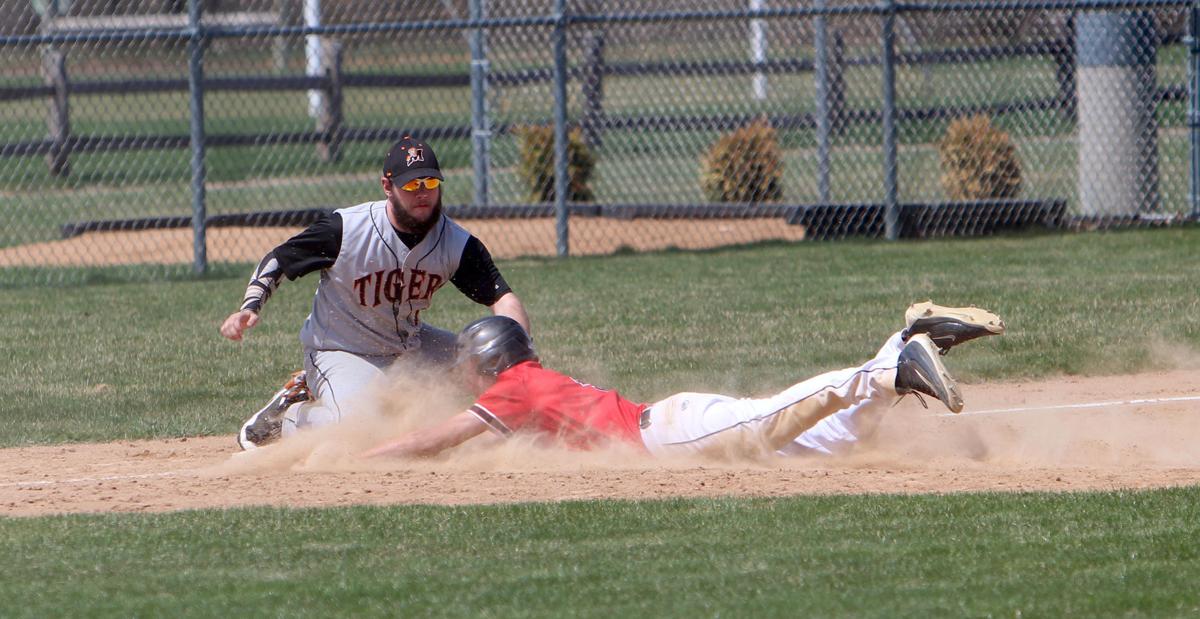 Prep Baseball: Chi-Hi sweeps doubleheader over Marshfield with dominant ...