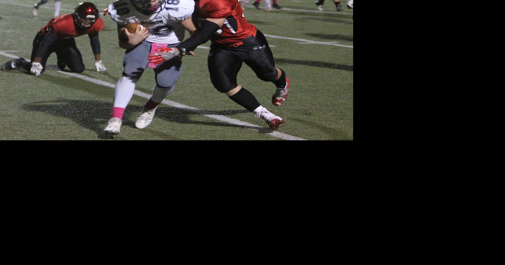 Chi-Hi football travels to Menomonie for playoff tuneup