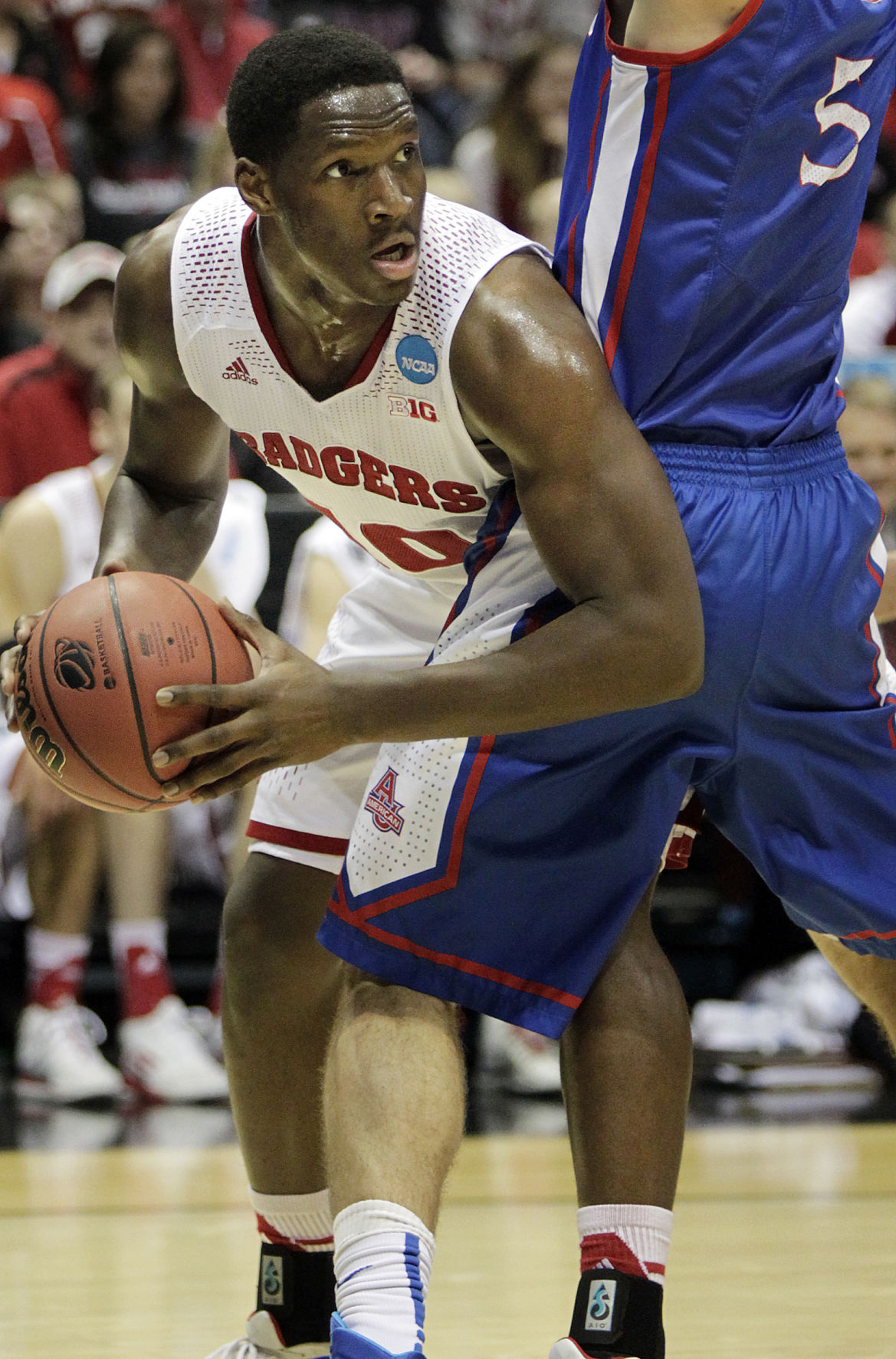 Badgers men's basketball: In stepfather, Nigel Hayes has wingman for ...