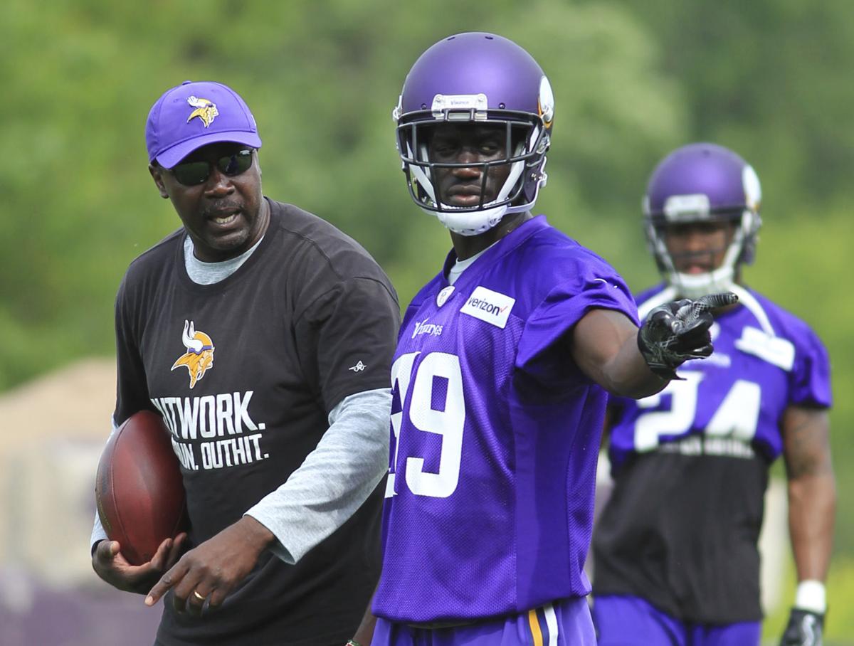 Packers opt for experience, tab veteran assistant Jerry Gray as ...