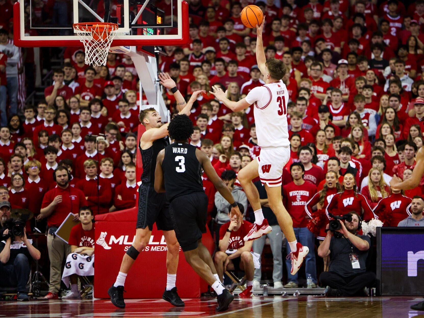 Wisconsin men's basketball signs forward Isaac Riddle