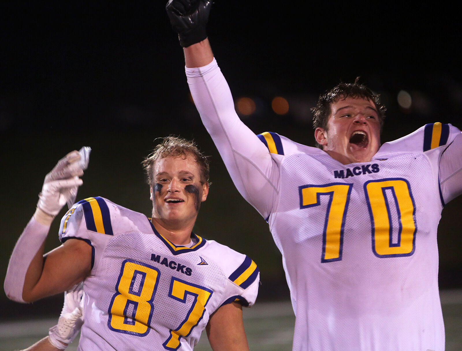 Wisconsin high school football state semifinal scores