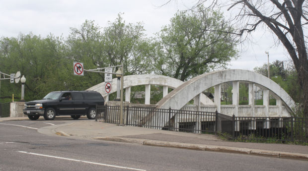 Rainbow Bridge project headed to contractor