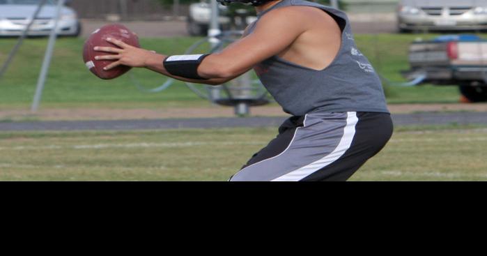 Bloomer football looks to make run at conference title