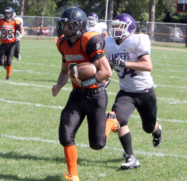 Stanley-Boyd football cruises past Saint John’s Northwestern 56-0