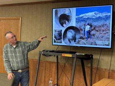 Hoggan shares stories from the field | News | choteauacantha.com