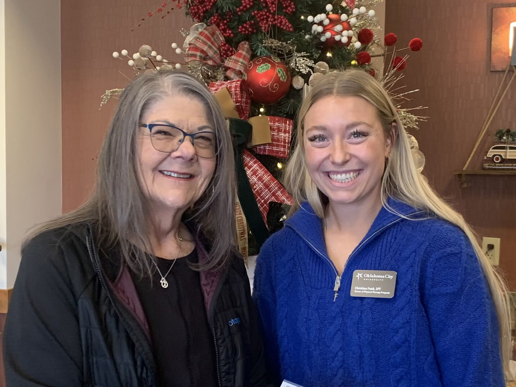 Soroptimists award two scholarships | News | choteauacantha.com