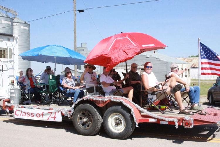 Dozens participate in Dutton Fun Day parade | Regional News ...