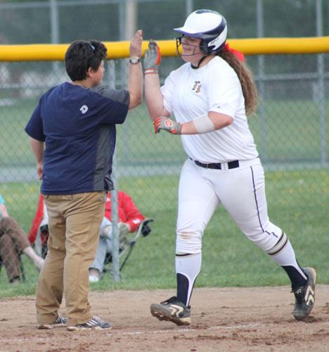 Bloom-Carroll softball takes sole possession of first in MSL-Buckeye ...