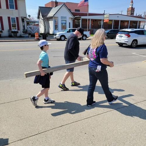 Christians embrace their faith with crosswalk on Good Friday | News ...