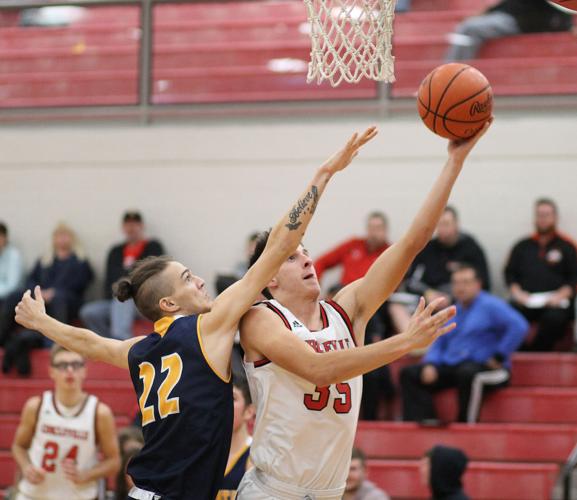 Tigers drop shootout against Pointers | Sports | circlevilleherald.com