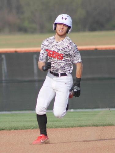 Bloom-Carroll 10, Circleville 4 | Gallery | circlevilleherald.com