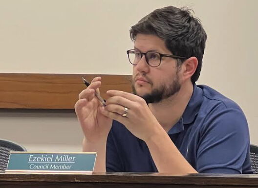 Commercial Point Village Council faces development challenges ...