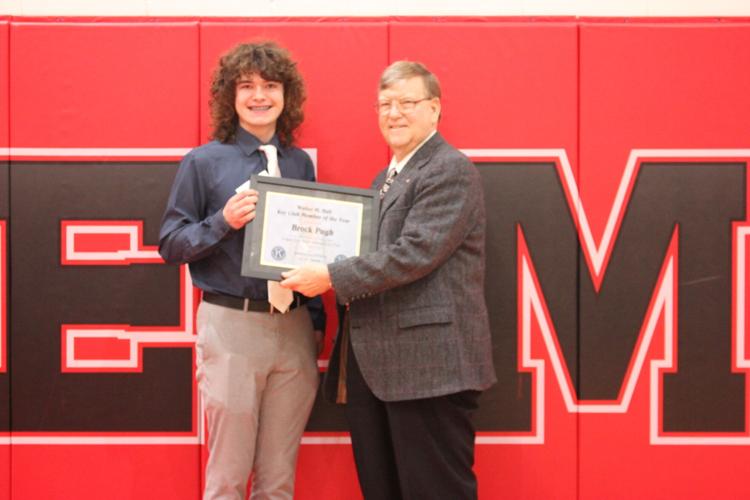 Circleville Kiwanis honor seniors | Community | circlevilleherald.com