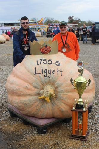 Liggetts topple competition with 1,755 lbs. Pumpkin | News ...