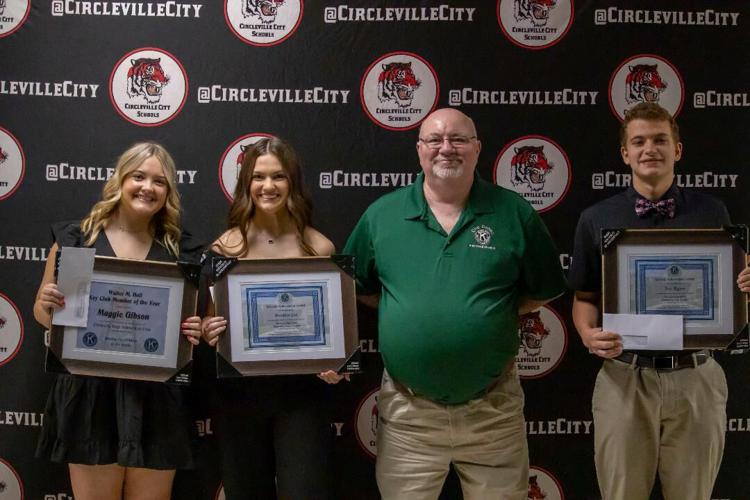 Circleville Kiwanis honor seniors | Community | circlevilleherald.com
