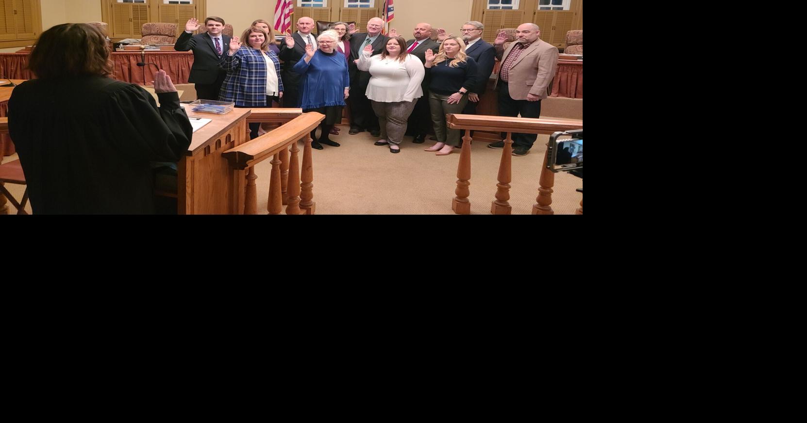 City's elected officials sworn-in | News | circlevilleherald.com