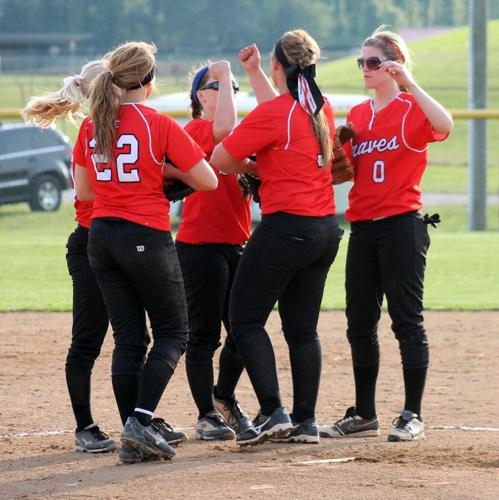 Logan Elm 9, Jackson 2 | Gallery | circlevilleherald.com