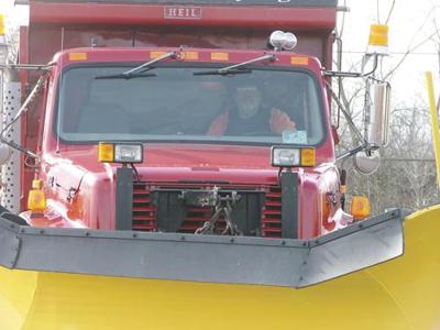 Snow plow drivers gear up for winter | News | circlevilleherald.com