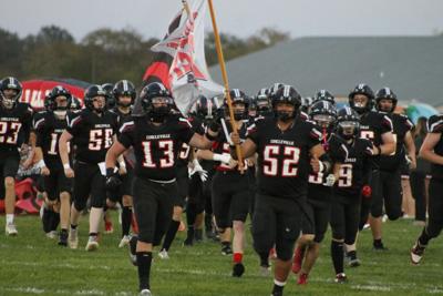 The Flacons defeat the Tigers 50-22 | Sports | circlevilleherald.com