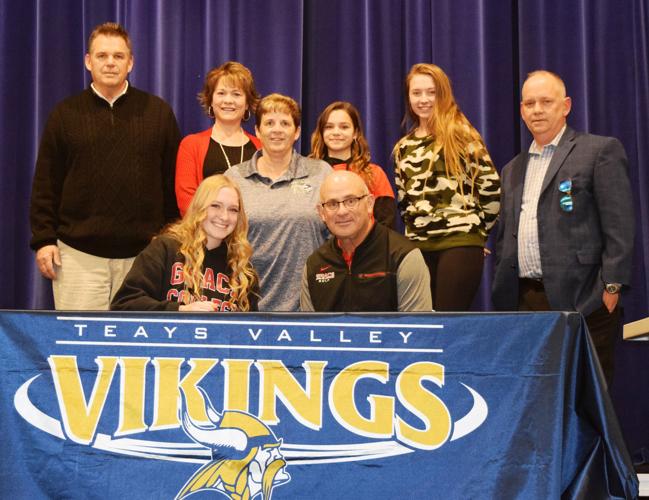 Chafin signs with Grace | Sports | circlevilleherald.com