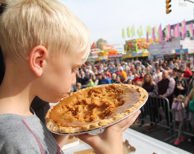 Pumpkin Pie Eating Contest | | circlevilleherald.com