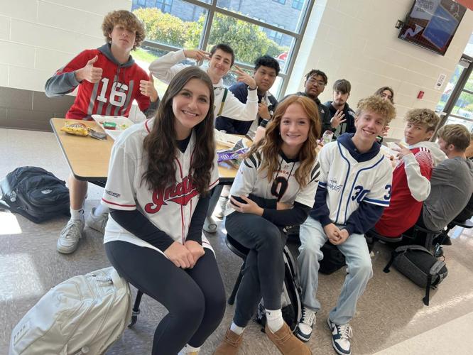 Showing off School Spirit | News | circlevilleherald.com