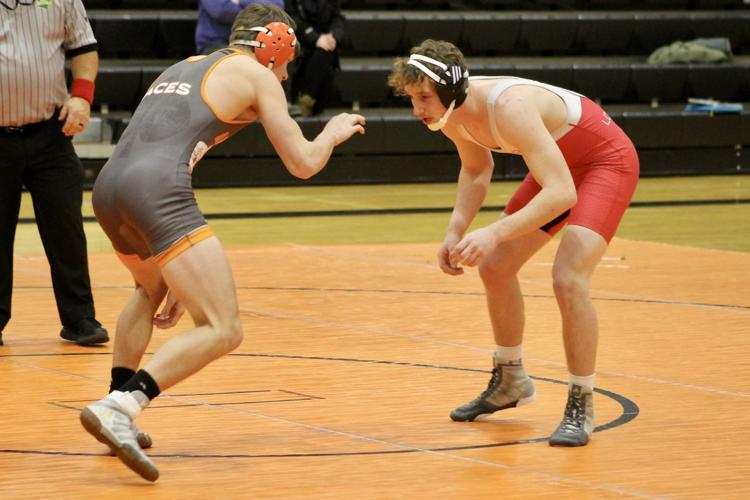 Logan Elm @ Amanda-Clearcreek Wrestling: Feb. 3 Gallery | Gallery | circlevilleherald.com