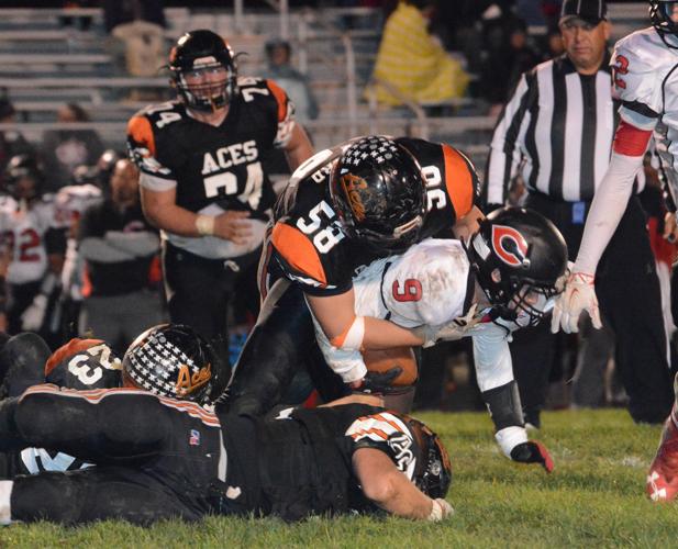 Aces pull away for 27-6 win over Tigers | Sports | circlevilleherald.com